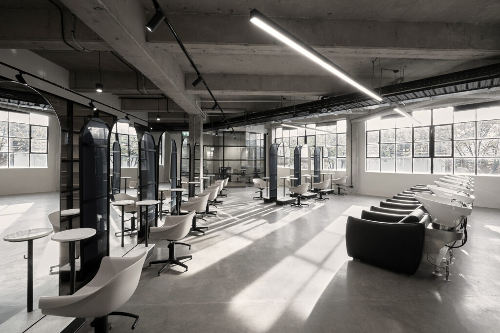 Contact - Salon Space